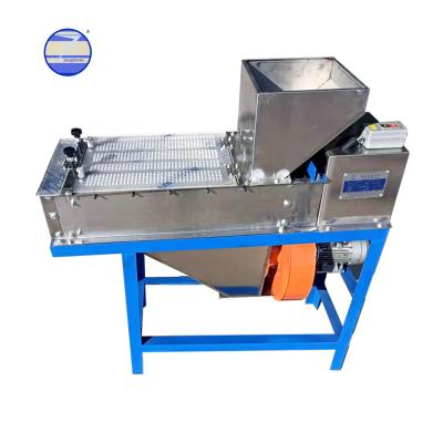 China Dry Type Peanut Red Skin Peeling Machine 200-300kg/H 0.75KW Roasted Peanut Peeler for sale