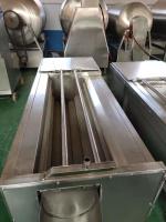 China Industrial Vegetable Fruit Bubble Cleaning Machine 150-1800kg/h Capacity Stainless Steel for sale