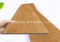 China Plastic SPC Plank Vinyl Flooring Machine Fire Retardant No Heavy Metal for sale