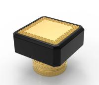 China Gold Plated High Aesthetics Square Bottle Cap Perfume OEM All Color Accepted for sale