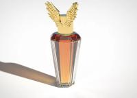 China Luxury Zamac Perfume Cap Universal Fit 15mm FEA Glass Bottle Custom Logo Gold for sale