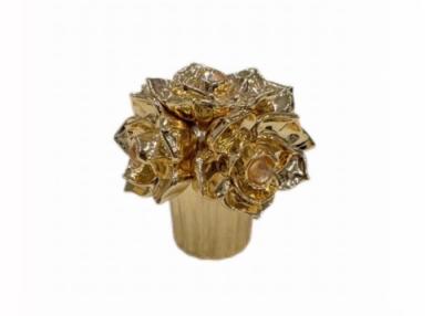 China Zinc Alloy Perfume Caps Pink Diamond Flower Shape Zamak Perfume Lid 20mm Custom Color for sale