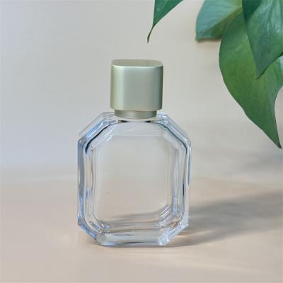 China Custom Zinc Alloy Perfume Cap for Elegant Fragrance Packaging with Custom Logo for sale