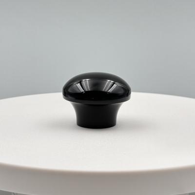 China Zinc Alloy Perfume Caps No Mould Fee Customizable Eco-Friendly Fragrance Packaging for Standard Bottle Necks for sale