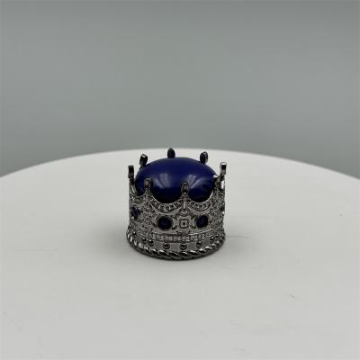 China Luxury Crown Shaped Perfume Cap 15mm Aluminum Plastic Bottle Lid Gold Finish Custom Logo for sale