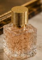 China Premium Ribbed Zamak Perfume Cap 24mm Mirror Gold Finish Custom Logo Engraving for sale