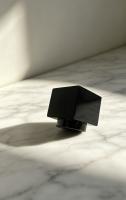 China Matte Black Zinc Alloy Perfume Cap Square Design 24mm Corrosion Resistant for sale