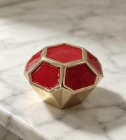 China Hexagonal Zamak Perfume Cap 22mm Red Enamel Corrosion Resistant Luxury Bottle Top for sale