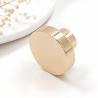 China Mirror Gold Plated Zamak Perfume Bottle Cap FEA 15 Leak Proof Fit for sale