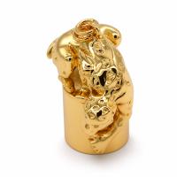 China Customized Golden Textured Zamak Perfume Cap 24mm Elegant Zinc Alloy Bottle Lid for sale