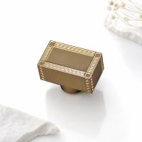 China Rectangle Zamak Perfume Cap Gold Electroplating 18mm Luxury Customizable Perfume Bottle Cap for sale