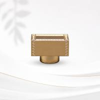 China Rectangle Zamak Perfume Cap Gold Electroplating 18mm Luxury Customizable Perfume Bottle Cap for sale