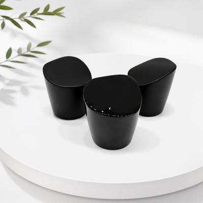 China Black Zamak Perfume Cap 15mm Diameter Customizable Design for Luxury Fragrance Packaging for sale
