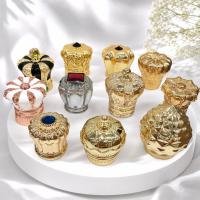 China Custom Zinc Alloy Crown Perfume Caps with Luxury Finishes Precision Fit Moisture Resistant for sale