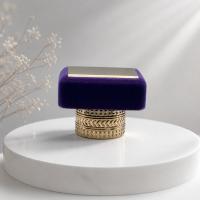 China Purple Velvet Square Top Embossed Arrow Dot Gold Zinc Alloy Perfume Cap Custom Logo Metal Fragrance Lid Model For Luxury Empty Designer Glass Perfume Cosmetic Packaging for sale