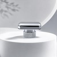 China Mirror Silver Octagonal Cut Diamond Knurled Zinc Alloy Perfume Cap Custom Logo Metal Fragrance Lid For Luxury Empty Designer Glass Perfume Cosmetic Packaging for sale
