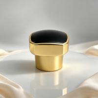 China Luxury Black Top Gold Zamac Perfume Cap Custom Metal Fragrance Bottle Cap For Cosmetic Perfume Glass Bottle for sale