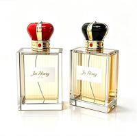 China Magnetic Crown Zamac Perfume Bottle with Spray Nozzle | Empty Square Clear Glass Fragrance Bottle for sale