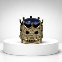China Crown Embossed Zamac Zinc Alloy Perfume Cap with Resin Top and Customizable Design for sale
