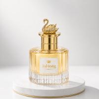 China Exquisite Swan Sculpted Zamac FEA15 Perfume Cap, Gold‑Plated Zinc Alloy Decorative Bottle Top for sale