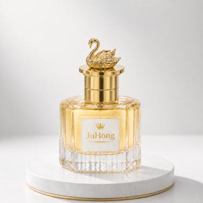 China Exquisite Swan Sculpted Zamac FEA15 Perfume Cap, Gold‑Plated Zinc Alloy Decorative Bottle Top for sale