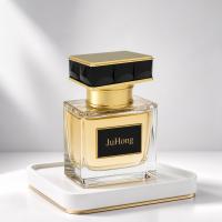 China Luxury Rectangular Black Faceted Zamac FEA15 Perfume Cap, Gold‑Trim Zinc Alloy Decorative Bottle for sale
