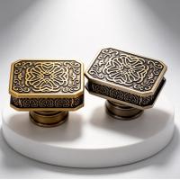China Vintage Embossed Square Zamac Perfume Bottle Cap, Antique Brass FEA 15 for sale