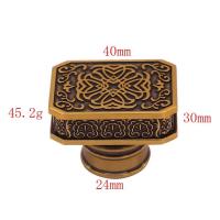 China Vintage Embossed Square Zamac Perfume Bottle Cap, Antique Brass FEA 15 for sale