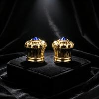 China Crown Shape Zinc Alloy Perfume Cap Luxury Gold Plated Perfume Bottle Lid With Blue Diamond Decoration Custom Logo For Cosmetic Glass Bottle Magnetic for sale