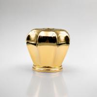 China Luxury Geometric Zamac Perfume Cap Gold Black Red Multi‑Facet Sculpted Metal Perfume Bottle Lid Custom Logo For Fragrance Glass Bottle for sale