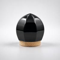 China Luxury Geometric Zamac Perfume Cap Gold Black Red Multi‑Facet Sculpted Metal Perfume Bottle Lid Custom Logo For Fragrance Glass Bottle for sale