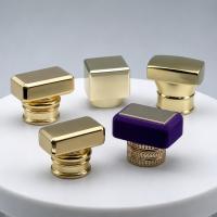 China Wholesale Zinc Alloy Perfume Cap Square Rectangle Shape Gold Plated Velvet Decor Perfume Bottle Closure Custom Logo Accept for sale