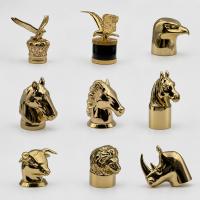 China Animal Head Sculpture Zamac Perfume Cap Zinc Alloy Gold Plated Metal Fragrance Bottle Lid Custom Logo Fits 15mm FEA Neck for sale