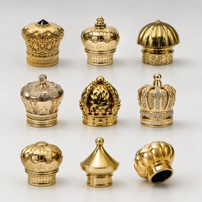 China Multi-Style Gold Plated Crown Zamac Perfume Cap, Rhinestone Decor Royal Sculpture Metal Perfume Closure Custom Logo For Luxury Arabic Perfume Bottles for sale