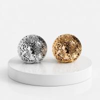 China Hollow Carved Floral Spherical Zamac Perfume Cap Zinc Alloy Ball Metal Fragrance Bottle Lid Custom Logo Fits 15mm FEA Neck for sale