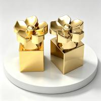 China Flower Shape Zinc Alloy Perfume Cap, Square Base Zamak Metal Lid for FEA15 Perfume Bottle for sale