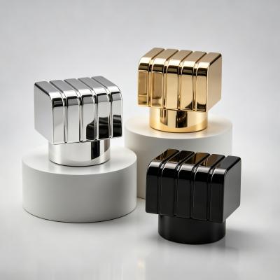 China Factory Wholesale Vertical Ribbed Square Zamac Perfume Cap Parallel Grooved Metal Perfume Bottle Cover Gold Silver Black Custom Logo OEM Magnetic for sale