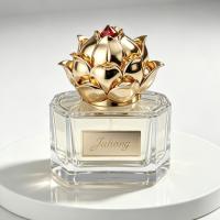 China Luxury Lotus Flower Zamac Perfume Cap for sale