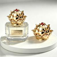 China Luxury Lotus Flower Zamac Perfume Cap for sale