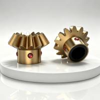 China Magnetic Gear‑Shaped Zamac Perfume Cap for sale
