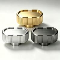 China Oval Grooved Brushed Zamac Perfume Cap, Gold Silver Gunmetal Zinc Alloy Fragrance Bottle Lid, Custom Engraved Logo Textured Metal Perfume Cover for sale