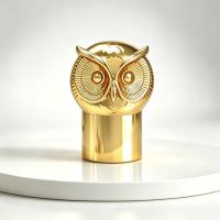 China Luxury 3D Owl Head Zamac Perfume Cap – Custom Gold Zinc Alloy Animal Shape Bottle Lid for sale