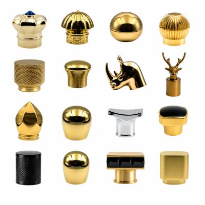 China Magnetic Kinds of Different Shapes Zamac Perfume Cap Gold Plate Zinc Alloy Fragrance Bottle Lid Custom Logo for Perfume Bottle Wholesale for sale