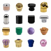 China Golden Fragrance Bottle Lids Gold Plate Zinc Alloy Fragrance Bottle Lid Custom Logo for Perfume Bottle Wholesale Perfume Cap for sale