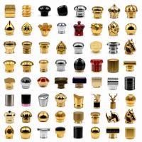 China Magnetic Zinc Alloy Perfume Bottle Lid Custom Logo Magnetic Perfume Bottle Cap Zinc Alloy Lid Luxury Zamac Perfume Cap with Sprayer for sale