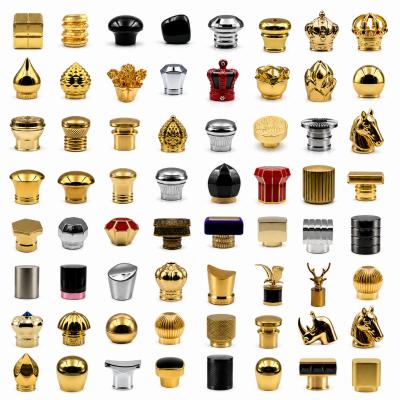 China Magnetic Zinc Alloy Perfume Bottle Lid Custom Logo Magnetic Perfume Bottle Cap Zinc Alloy Lid Luxury Zamac Perfume Cap with Sprayer for sale