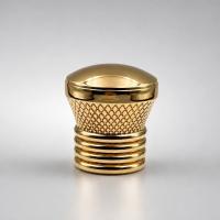 China Magnetic Zinc Alloy Perfume Bottle Lid Custom Logo Magnetic Perfume Bottle Cap Zinc Alloy Lid Luxury Zamac Perfume Cap with Sprayer for sale