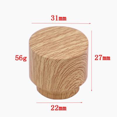 China Lightweight Zamak Hanging Plating Recycle Bottle Caps for sale