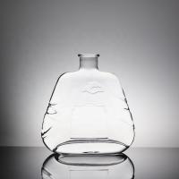 China Beauty Female Glass Bottle in Customized Shape for Wine Aficionados and Connoisseurs for sale