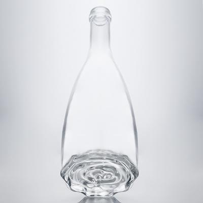 China Glass Cork Sealed Super Flint Spear Spirit Bottle for Whisky Vodka Tequila Gin Rum for sale